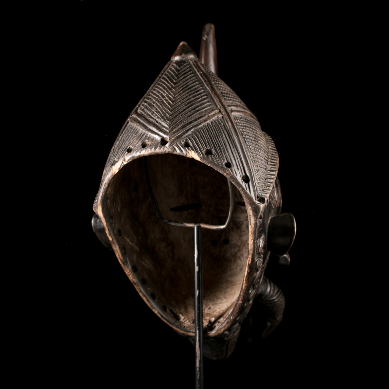 Bena Lulua mask - African art masks from Luluwa people in Congo