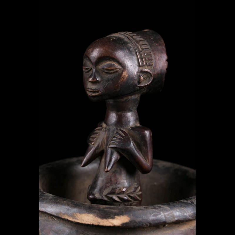 Pot with female power figure of the Bugabo - Luba - Congo - traditional ...