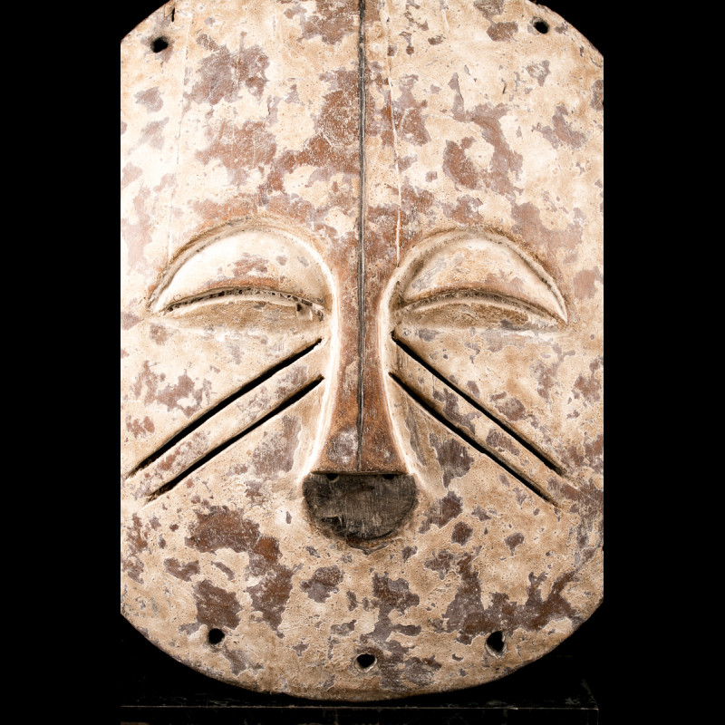 Yela Mbole mask of the Ekanga society - African masks from Congo