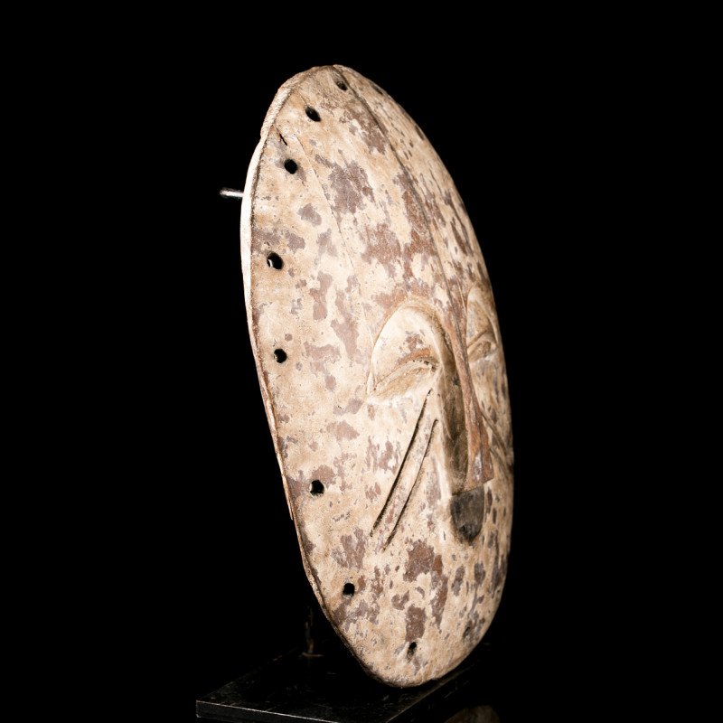 Yela Mbole mask of the Ekanga society - African masks from Congo