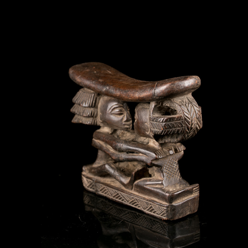 Luba Shankadi headrest - African art Kinkondja neckrests from Congo