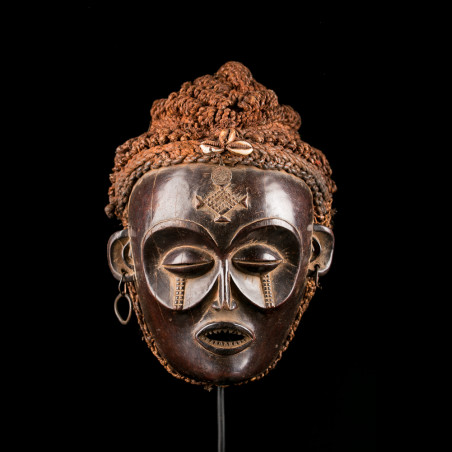 Chokwe Mwana Pwo Mukanda mask - African art masks from Angola