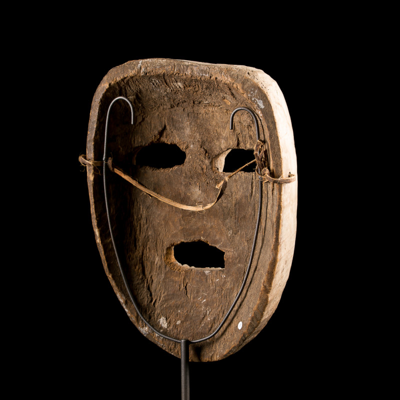 Kumu Komo Nsembu mask - African Art Congo mask - Desaive Collection