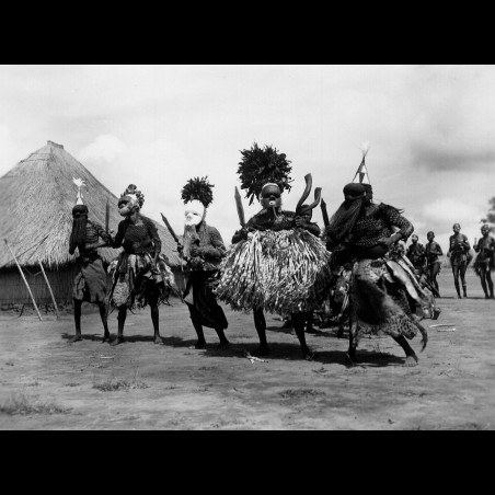 Mukinka Salampasu mask - African Art Gallery