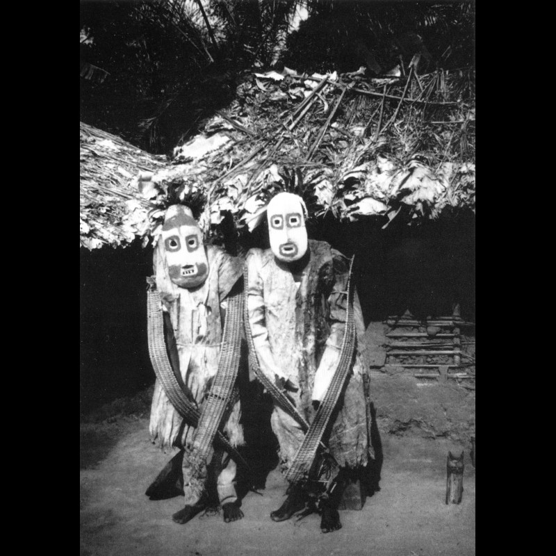 Kumu Komo Nsembu mask - African Art Congo mask - Desaive Collection