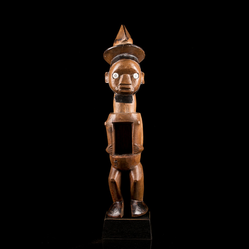 Teke Buti figure - African art figure from the Congo Brazzaville