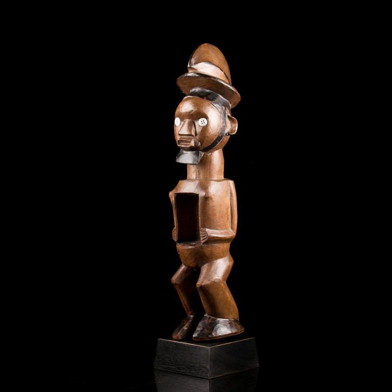 Teke Buti figure - African art figure from the Congo Brazzaville