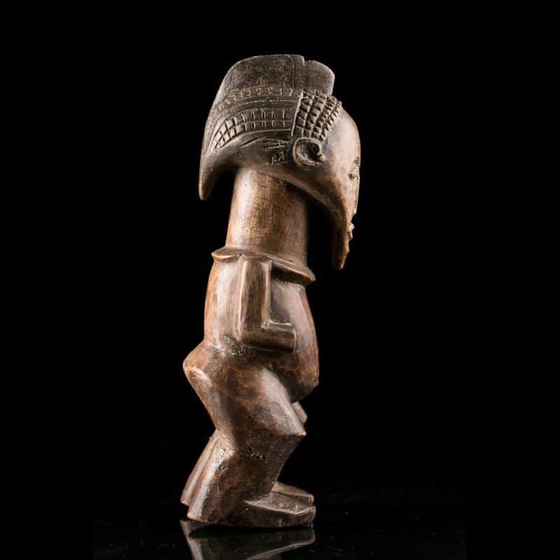 Hungaan or Hungana figure - African art figures from the Congo