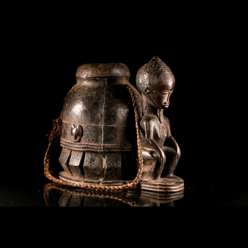 Baule Gbekre Se mouse divination oracle vessel from Ivory Coast