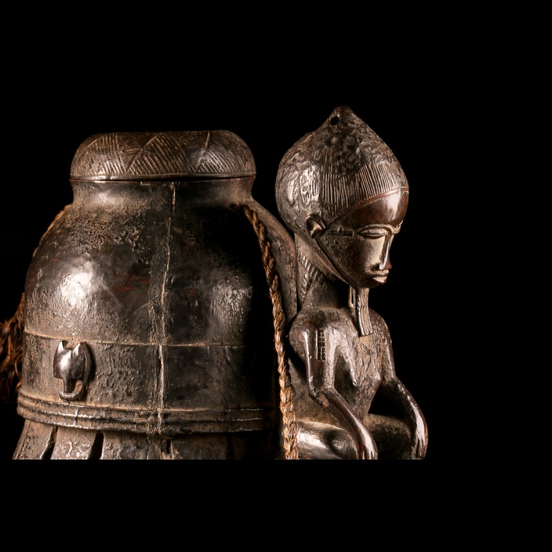 Baule Gbekre Se mouse divination oracle vessel from Ivory Coast