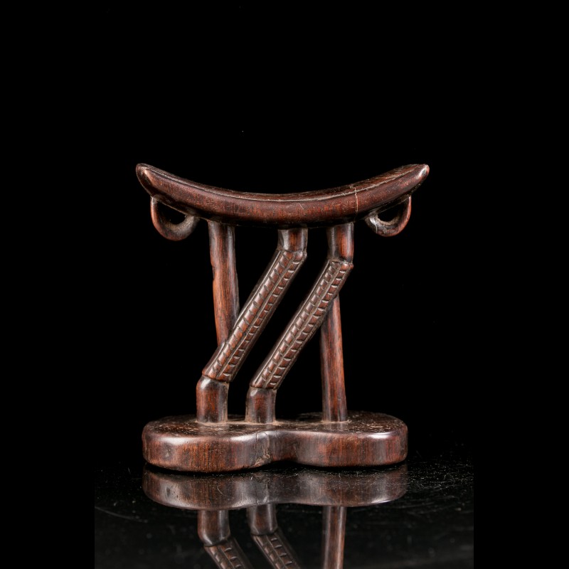 Tsonga headrest - African art Neckrests from Zimbabwe and South Africa