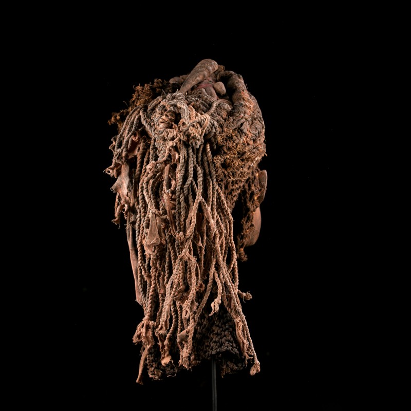 Suku Kakungu mask - African art masks of the Makunda in the Congo