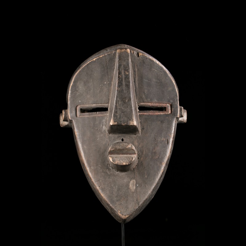 Lwalwa Mvondo mask - African art masks from Lwalu people