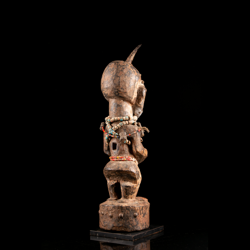 Songye Nkishi power figure - African art figures from the Kalebwe