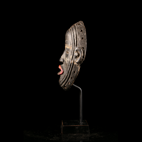 Dan mask - African Art Gallery