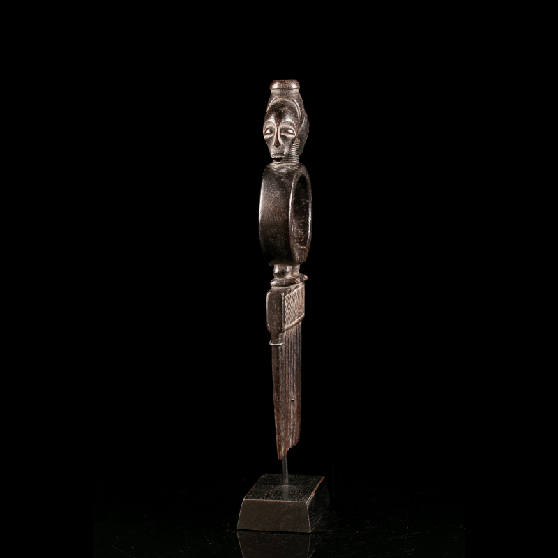 Songye comb - African art item for hairdo in Congo