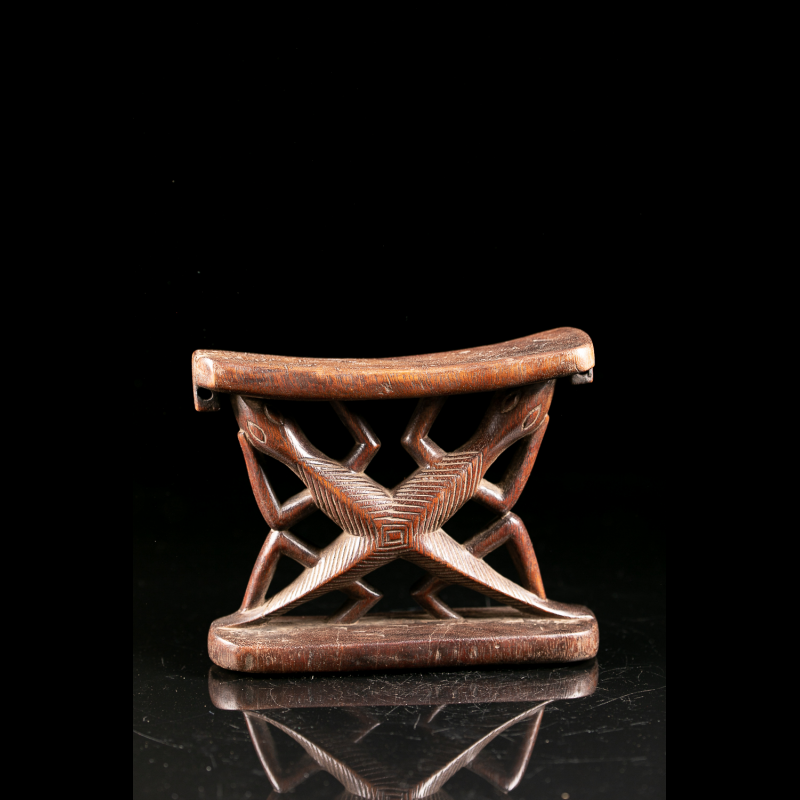Tsonga headrest - African art from South Africa