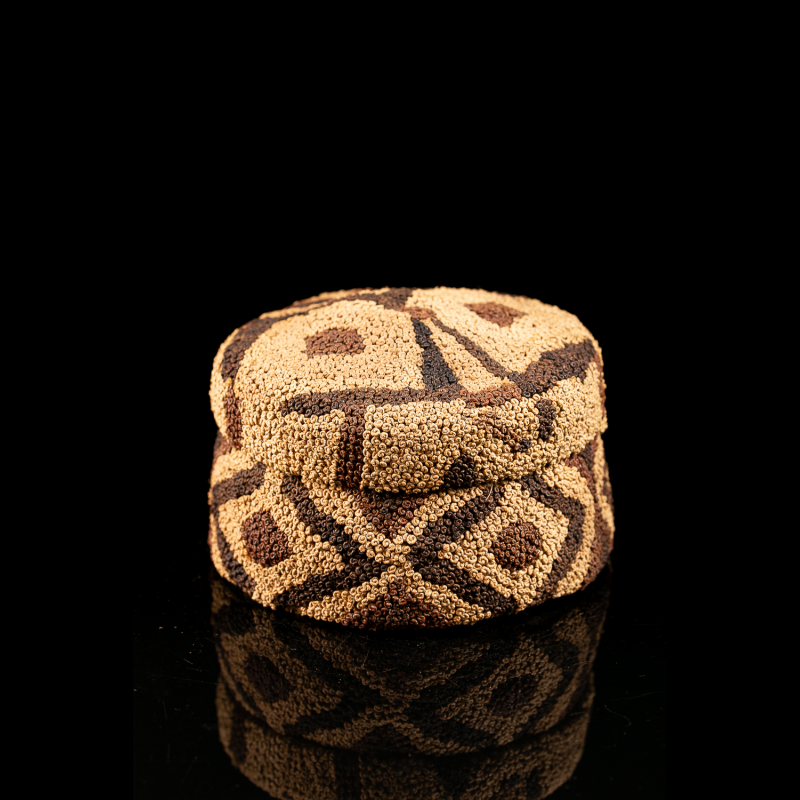 Boîte Kuba Shoowa - Vannerie dans l'art africain du Kasaï