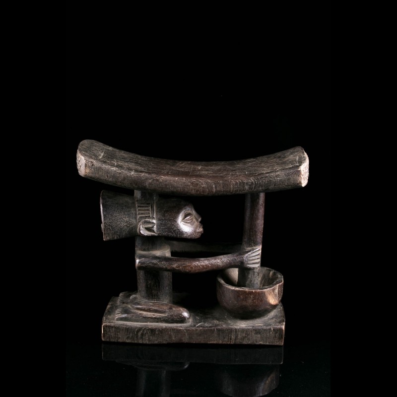 Figurative headrest - Luba - Congo - traditional african art 00300