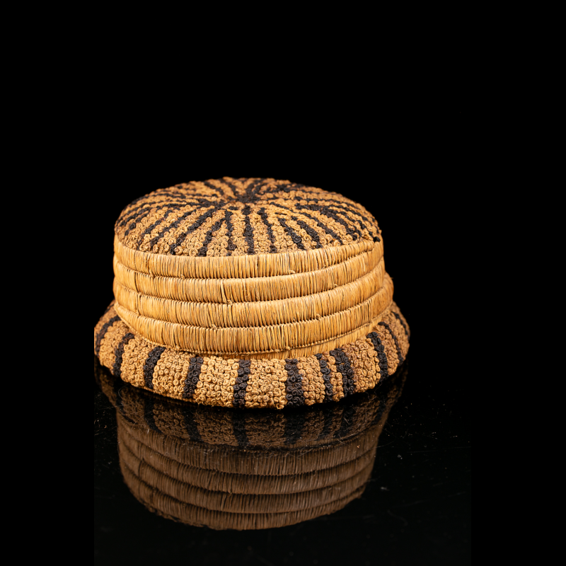 Kuba Bushoong basket - Basketwork in tribal art from Kasai