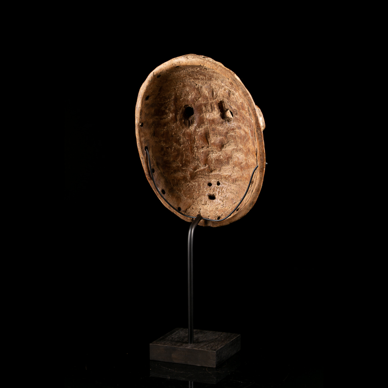 Metoko mask - African art masks of the Bwami