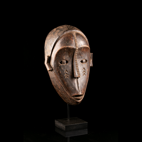 Ngombe mask - African art mask from Ubangi in Congo