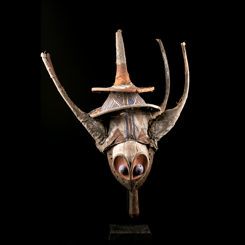 Yaka Ndeemba mask - African art masks of the Mukanda initiation