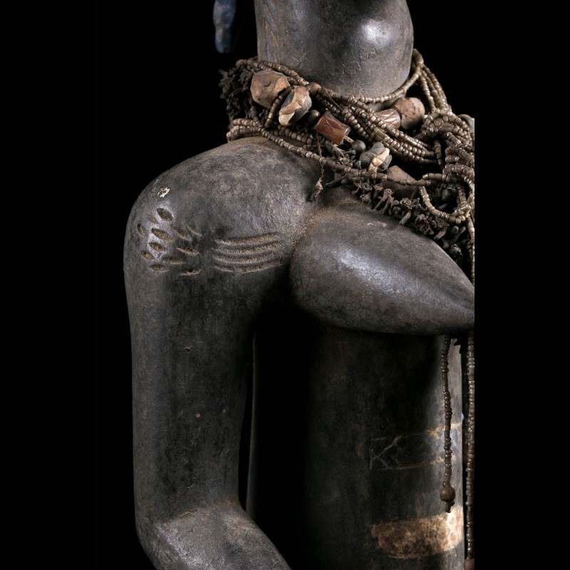 Female figure - Baule - Ivory Coast - traditional african art 00306