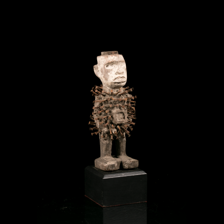 Kongo Nkisi Nkondi fetish figure - African Arts from the Congo