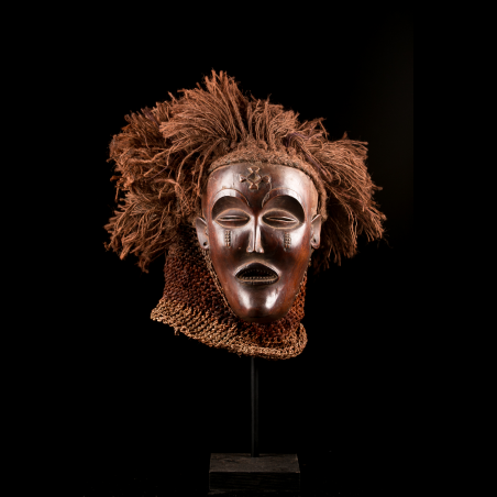 Chokwe Mwana Pwo mask - African masks of the Mukanda