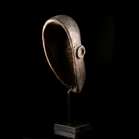 Ngombe mask - African mask of the Mani in Congo