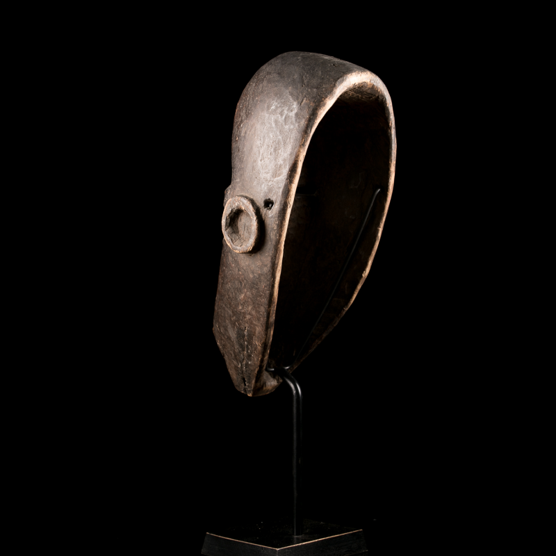Ngombe mask - African mask of the Mani in Congo