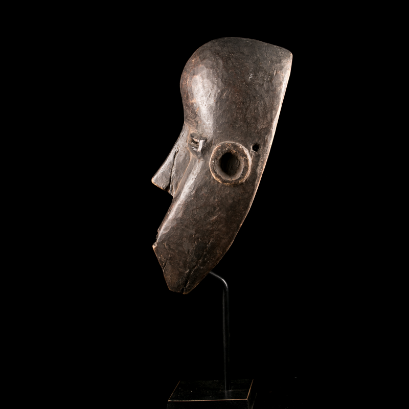 Ngombe mask - African mask of the Mani in Congo