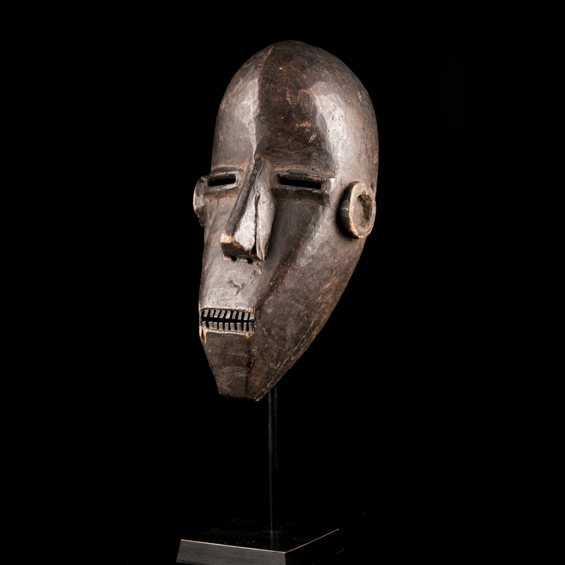 Ngombe mask - African mask of the Mani in Congo