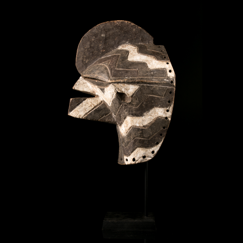 Songye Kifwebe african mask - Masks of the bwadi bwa
