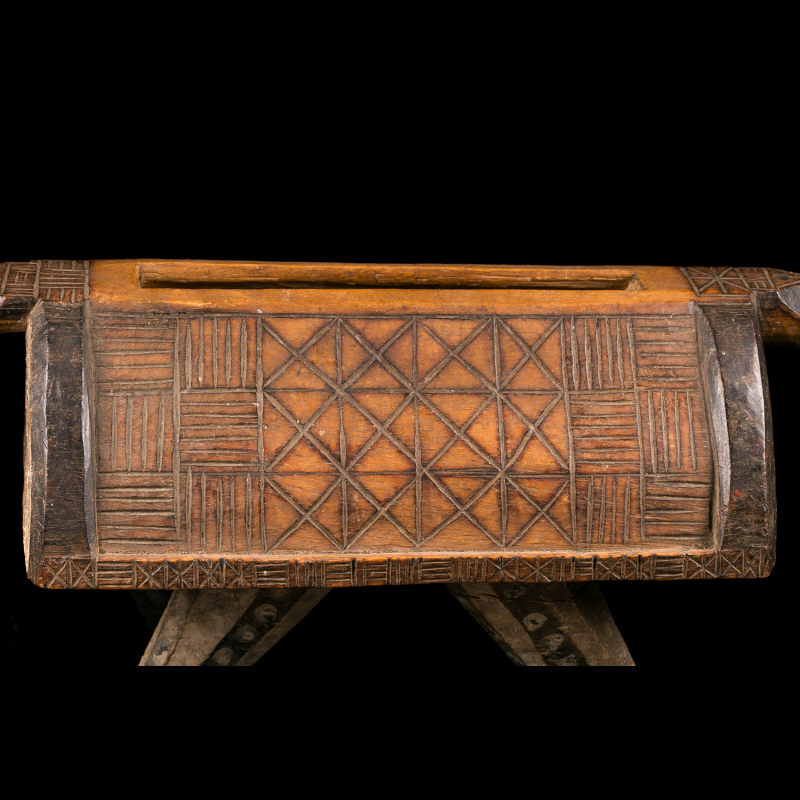 Zande African slit drum