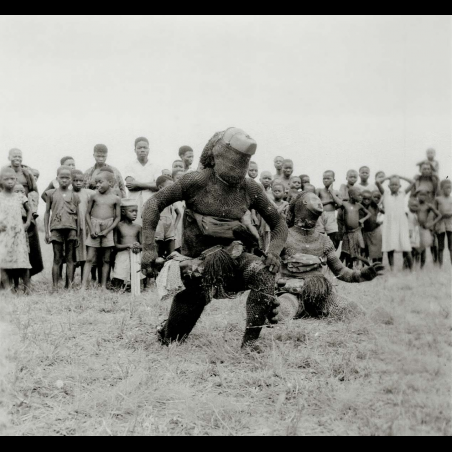 Chokwe Mwana Pwo mask - African masks of the Mukanda