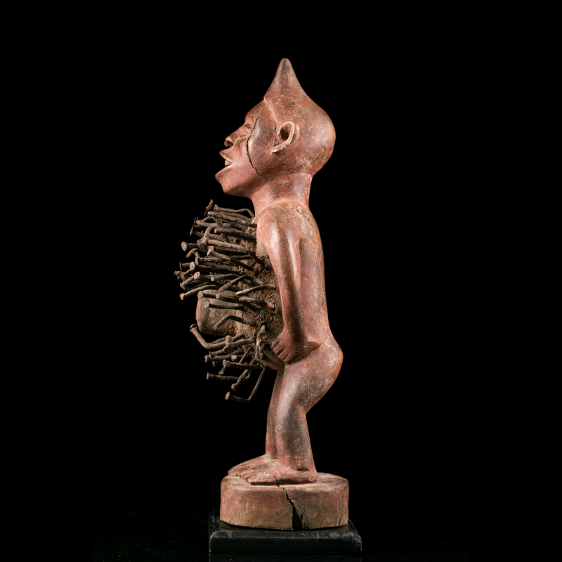 Kongo Nkisi Nkondi power figure - Soubry african art collection
