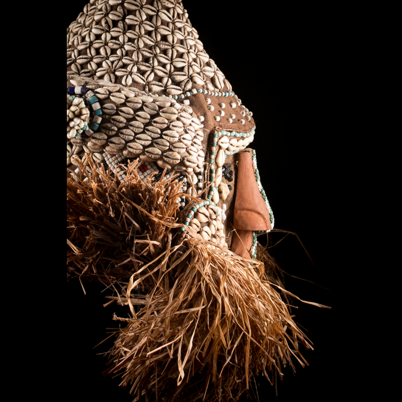 Kuba Mukyeem mask - African art from the Kuba Kingdom in Kasai