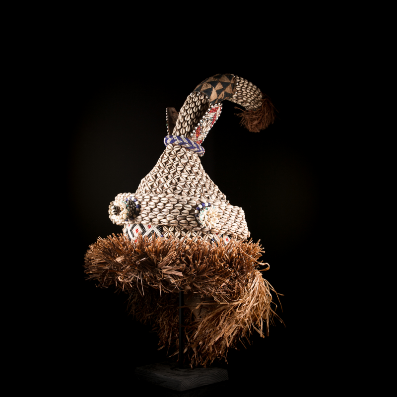 Kuba Mukyeem mask - African art from the Kuba Kingdom in Kasai