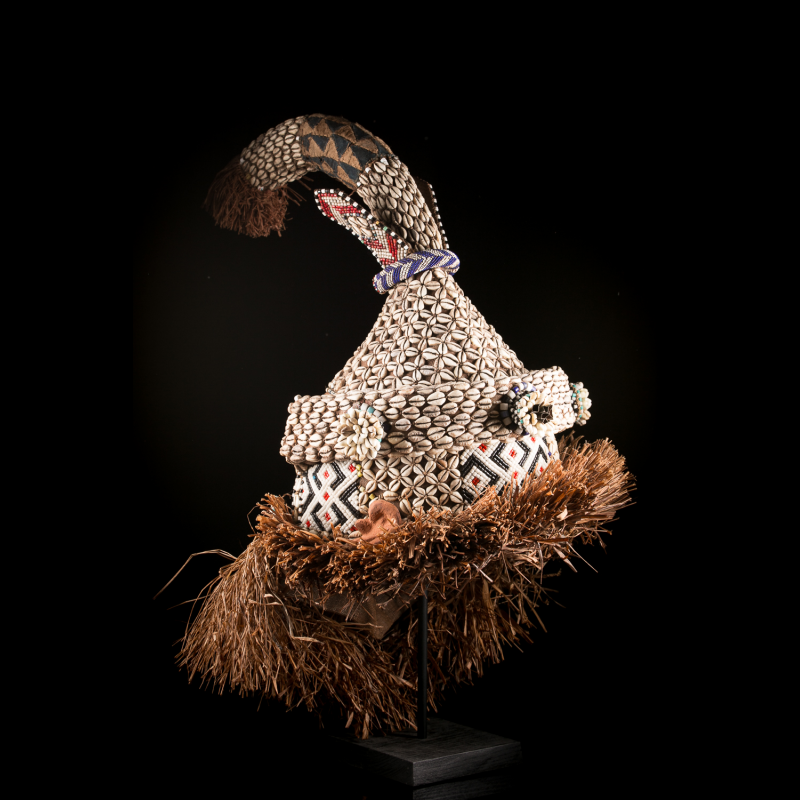 Kuba Mukyeem mask - African art from the Kuba Kingdom in Kasai