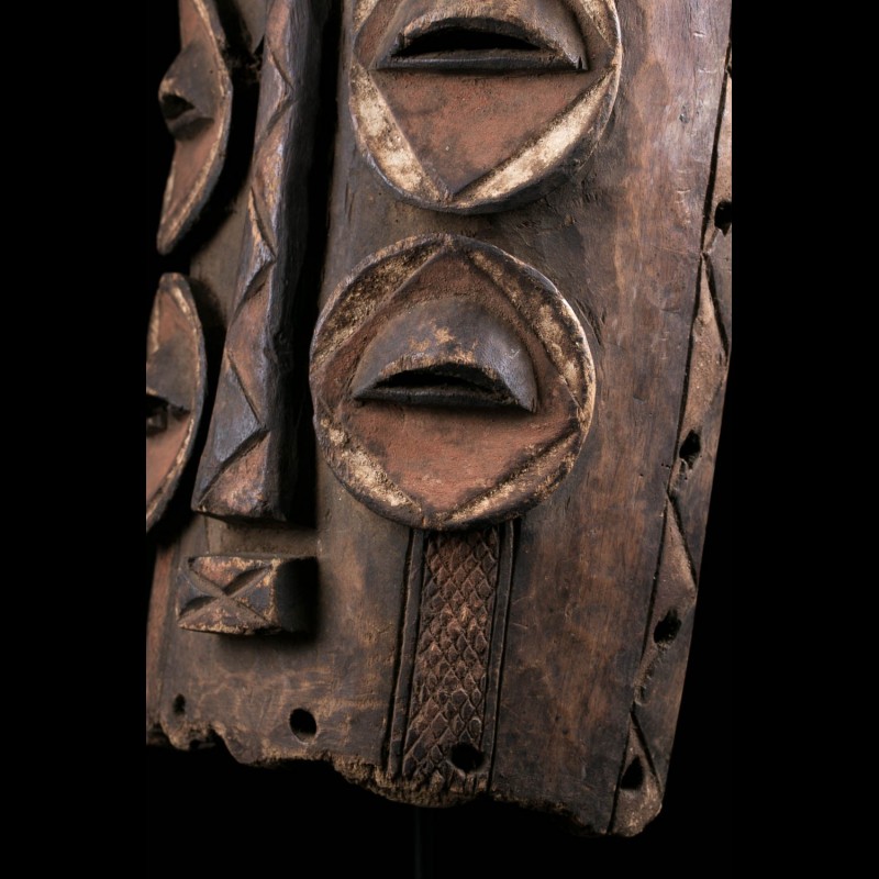 Cwecwe mask - Bembe - Congo - traditional african art gallery 00312