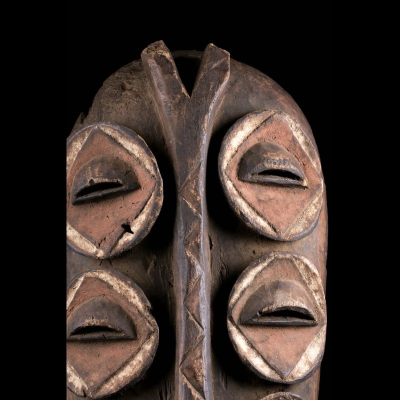 Cwecwe mask - Bembe - Congo - traditional african art gallery 00312