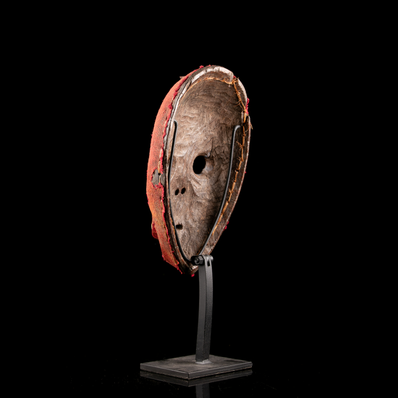 Dan mask - Fire and african art in Ivory Coast