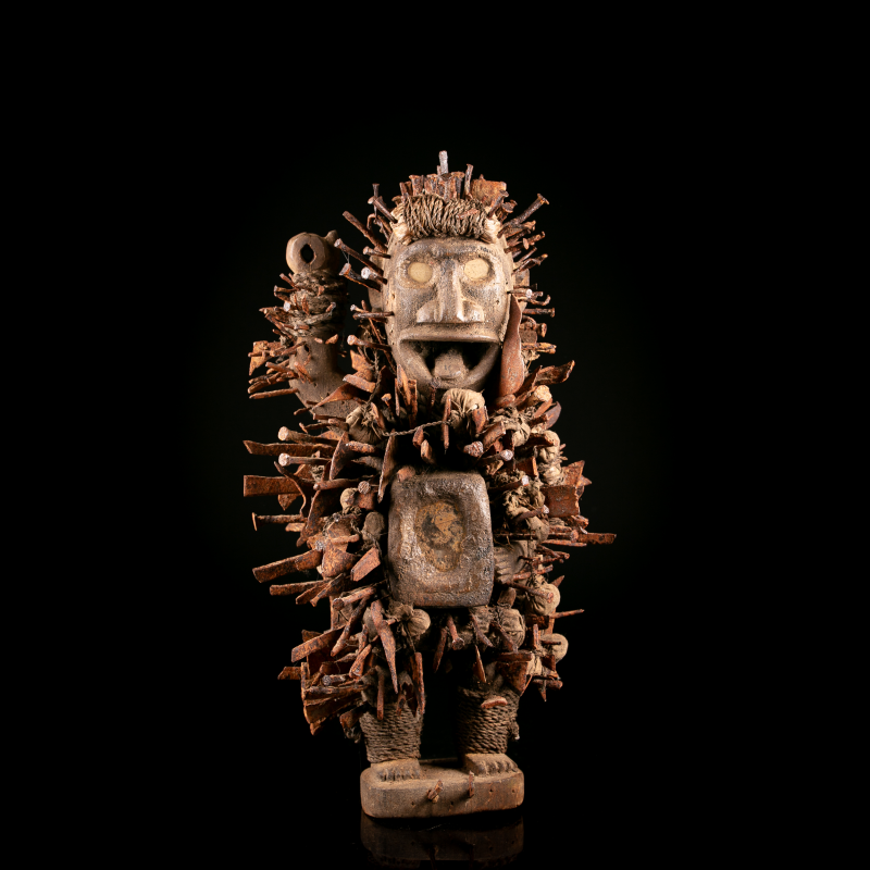 Kongo Nkisi Nkondi fetish figure - Bakongo african power figures