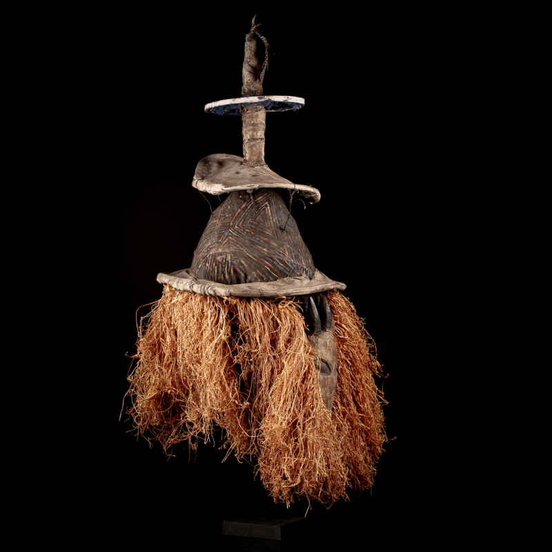 Yaka Kholuka mask - African masks of the Nkanda initiation