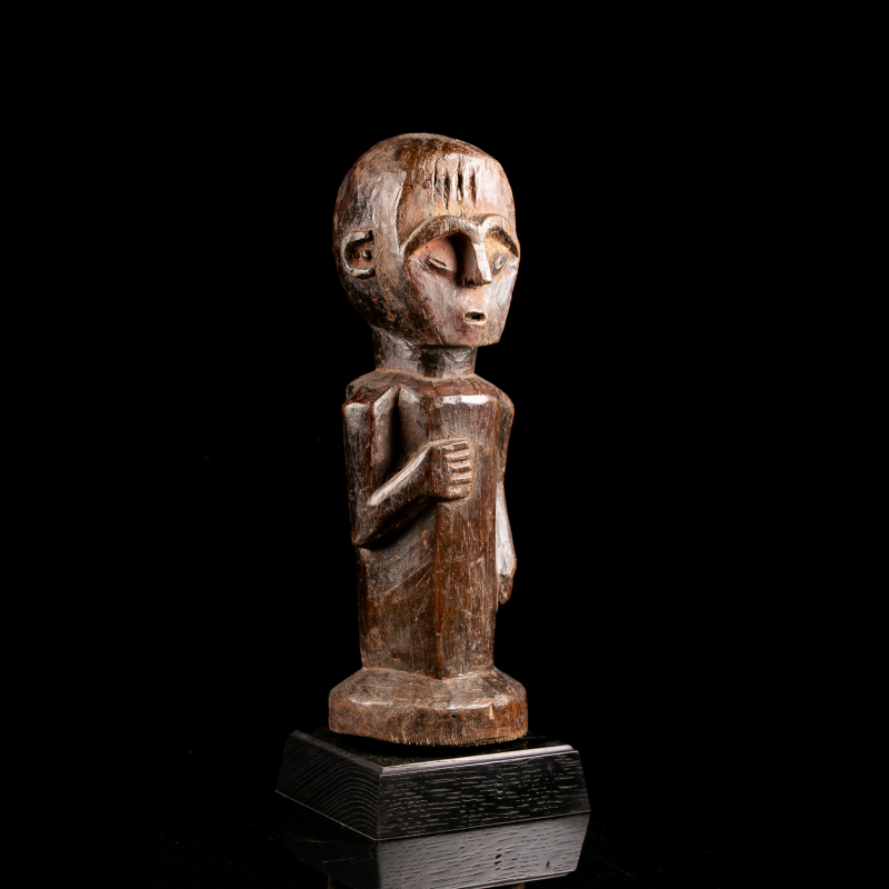 Jonga Inungu figure - African Art Djonga figure from the Congo