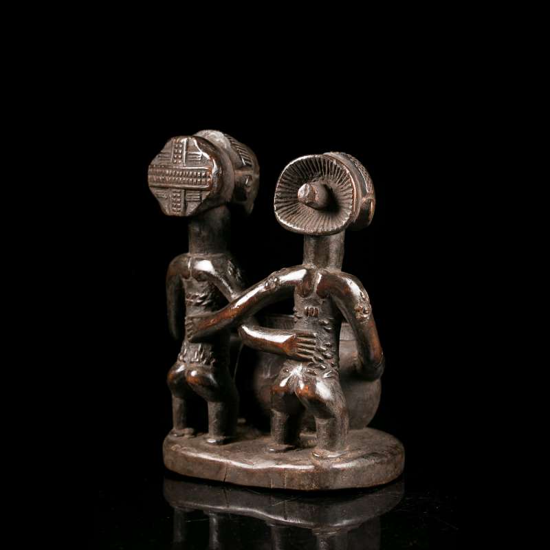 Double figure porteuse de coupe Luba Mboko