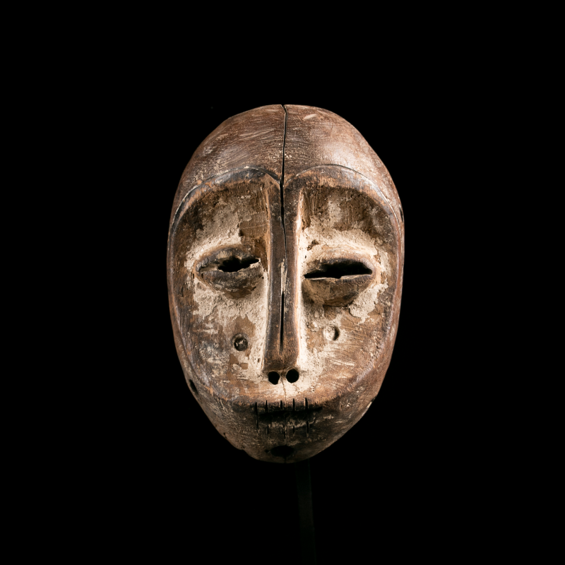 Lega Lukwakongo mask - African initation masks of the Bwami