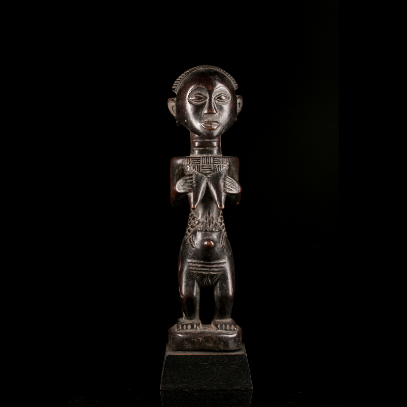 Luba figure - Baluba figures in Bob Berete African Tribal Collection